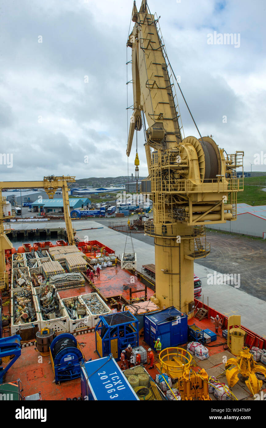 Normand Clipper berthing and putting ashore decommissioned oil rig ...
