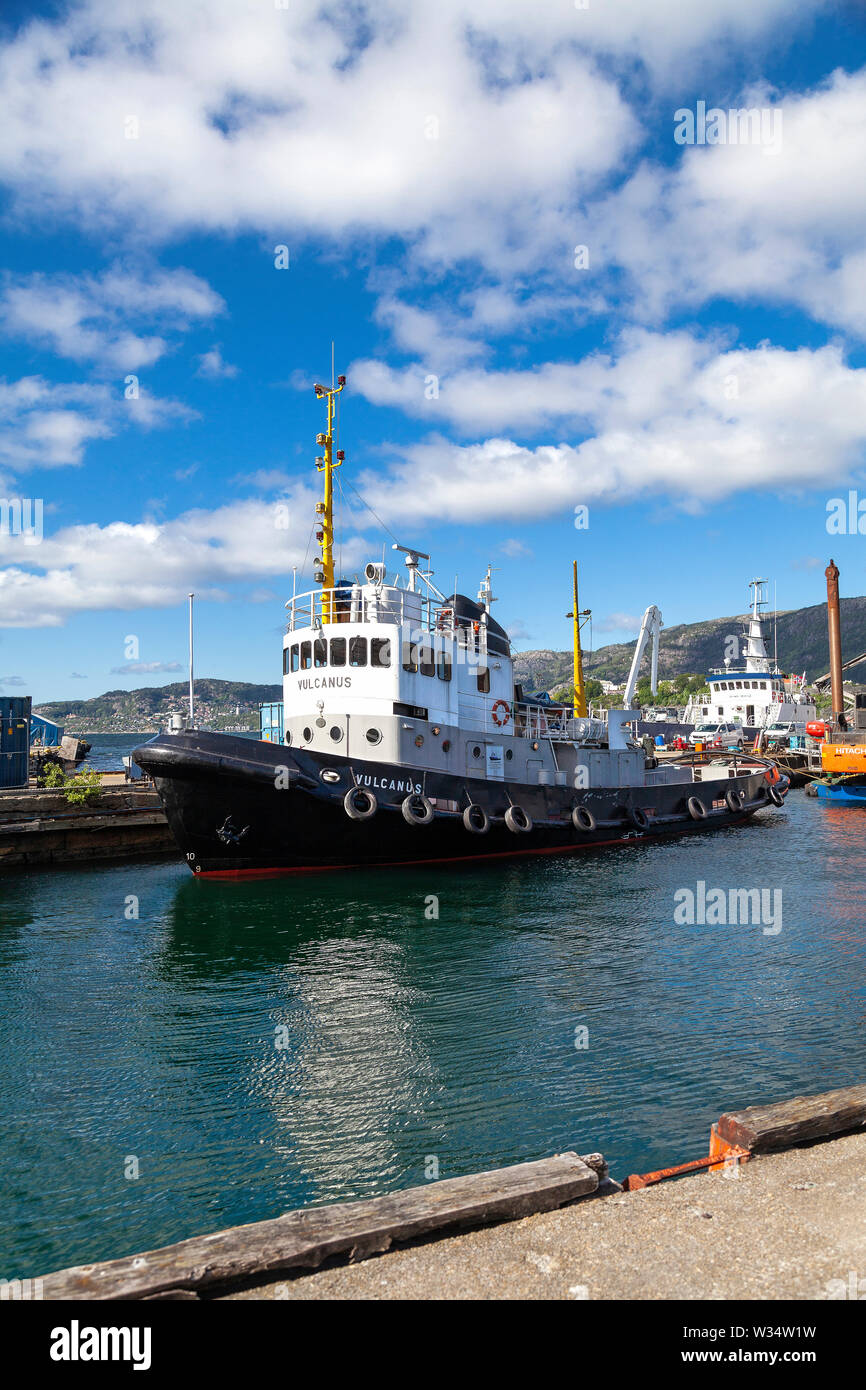 Veteran tug boat Vulcanus at old BMV Laksevaag ship yard in port of ...