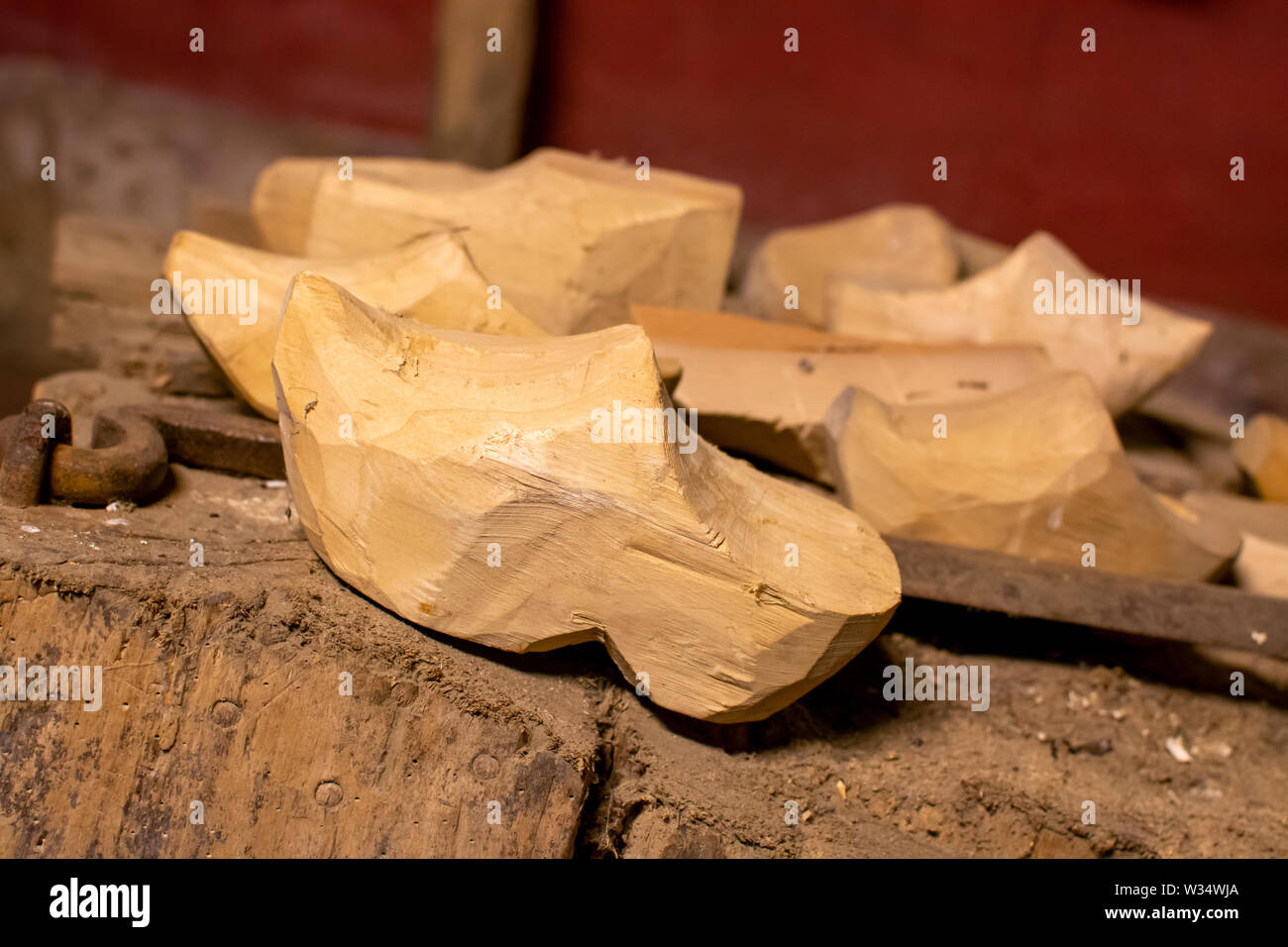 How to make traditional Dutch clogs, old footwear for farmers made from ...