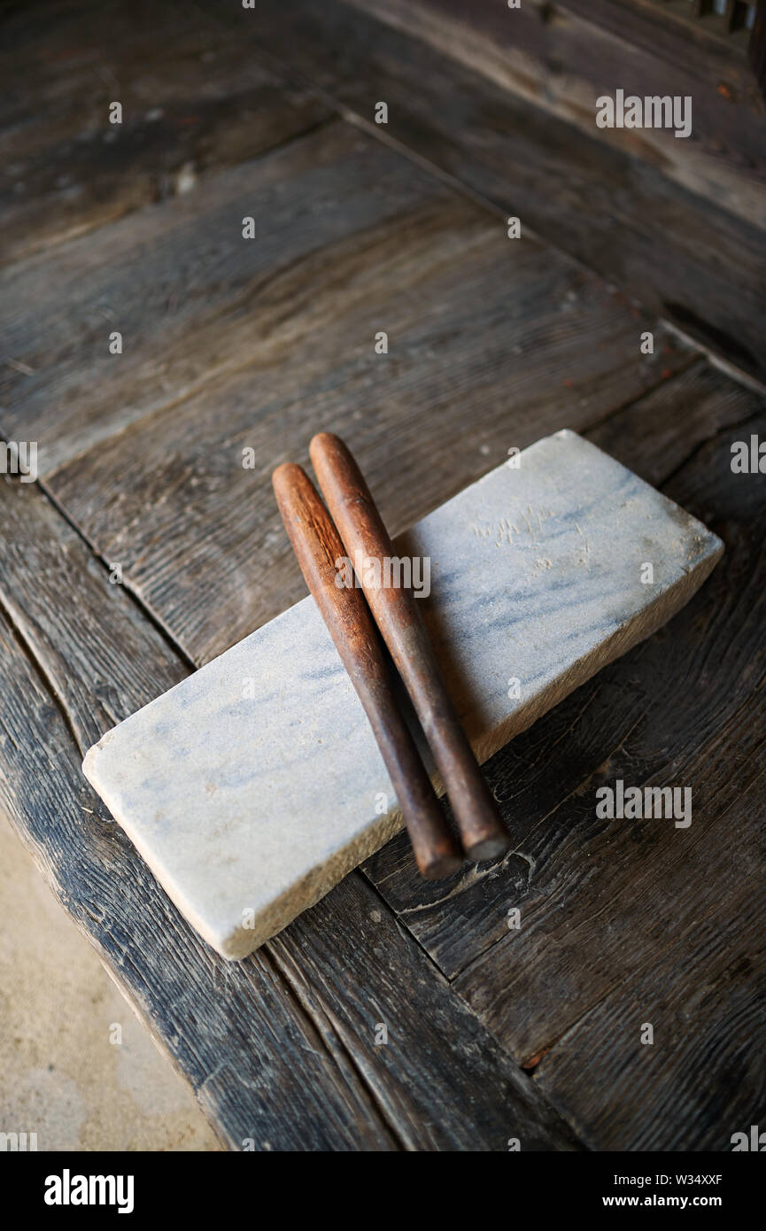 Ironing stone hi-res stock photography and images - Alamy