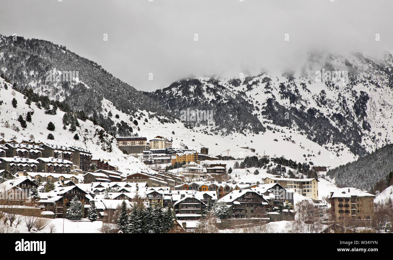 El tarter hi-res stock photography and images - Alamy