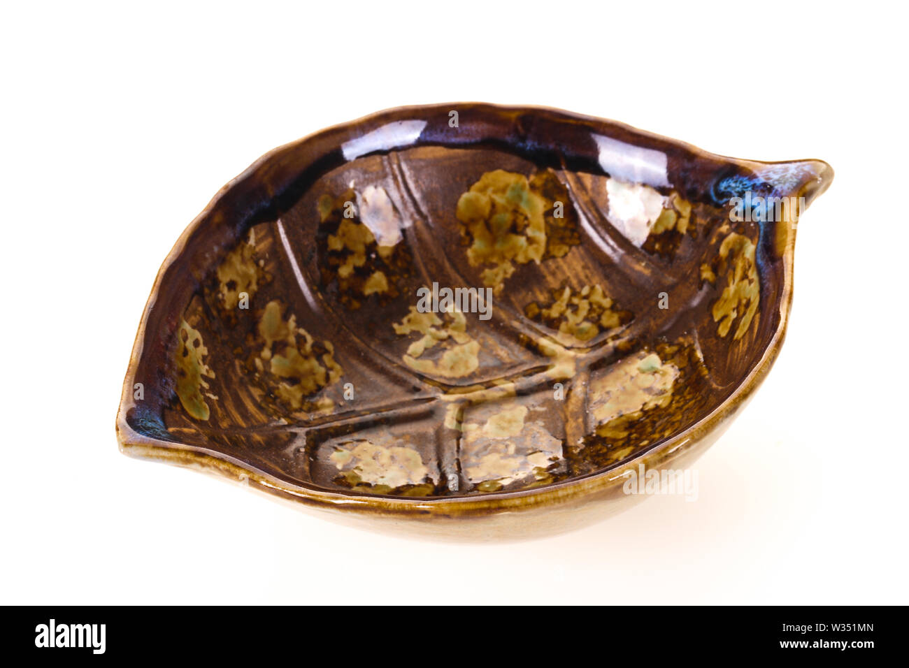 Brown empty bowl isolated on white background Stock Photo - Alamy