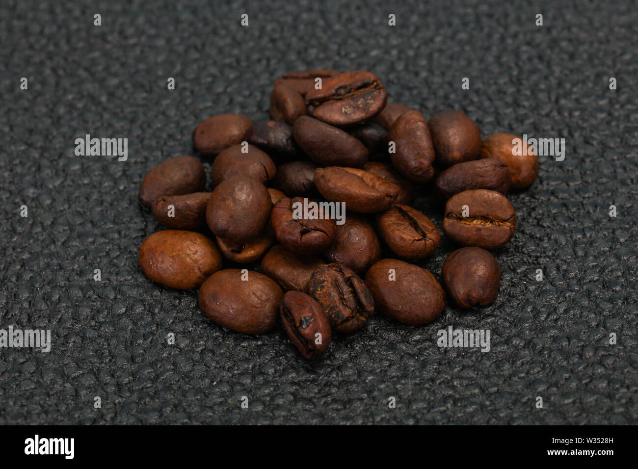 Roasted coffee beans ready for cooking Stock Photo - Alamy