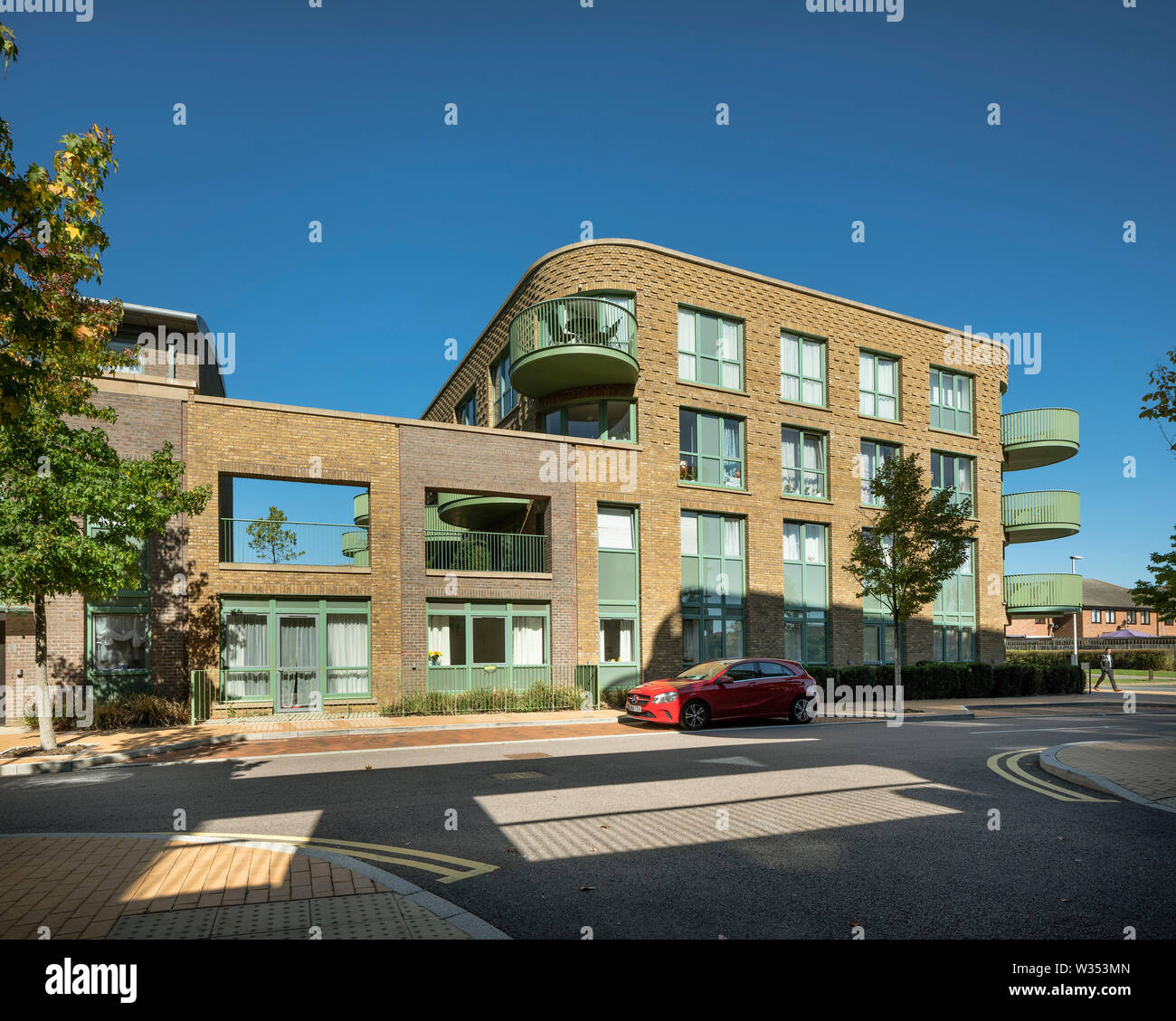 Townhouses and apartment block from street. Kidbrooke Village Phase 5 ...