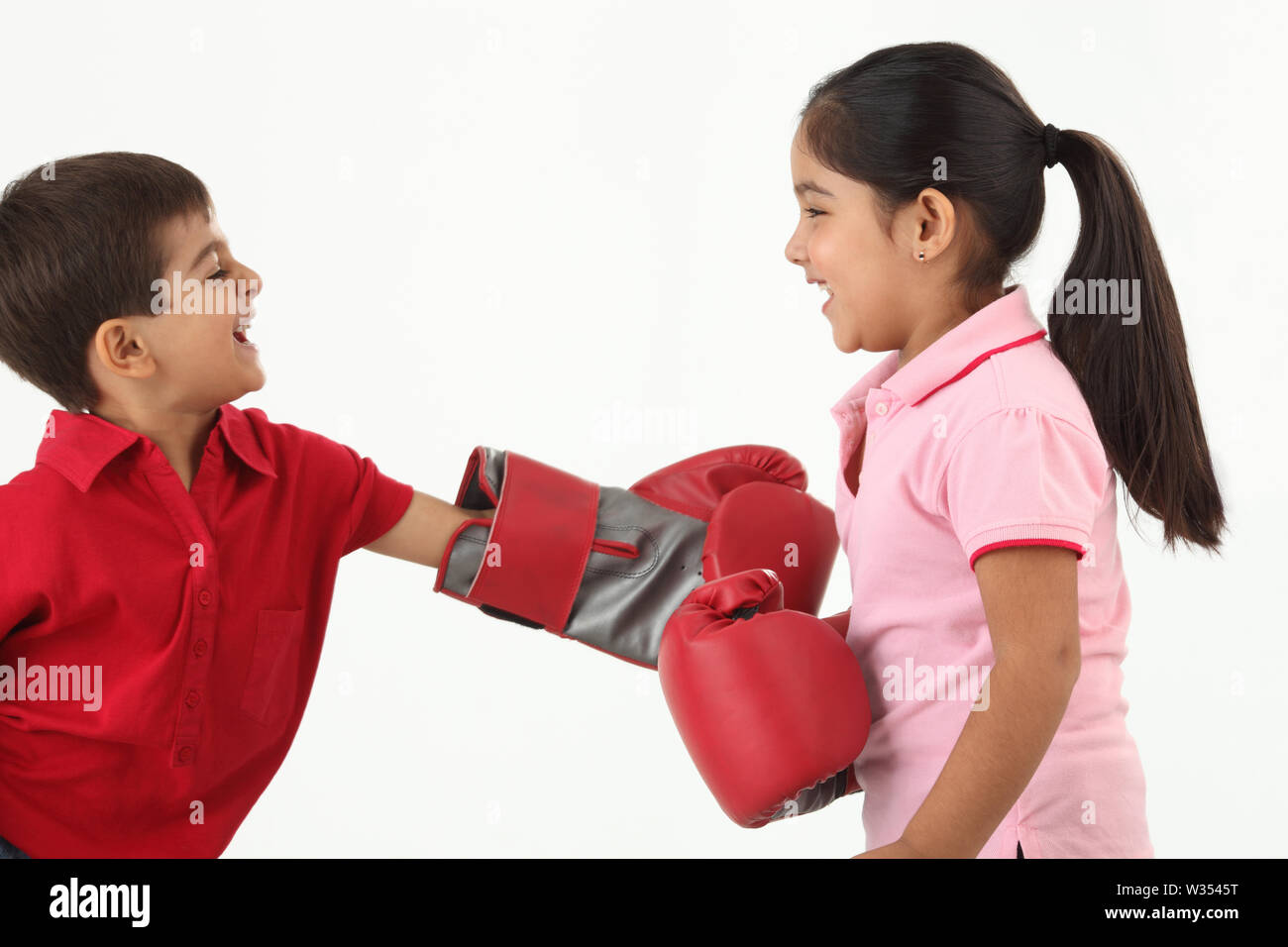 Boy indian boxing hi-res stock photography and images - Alamy