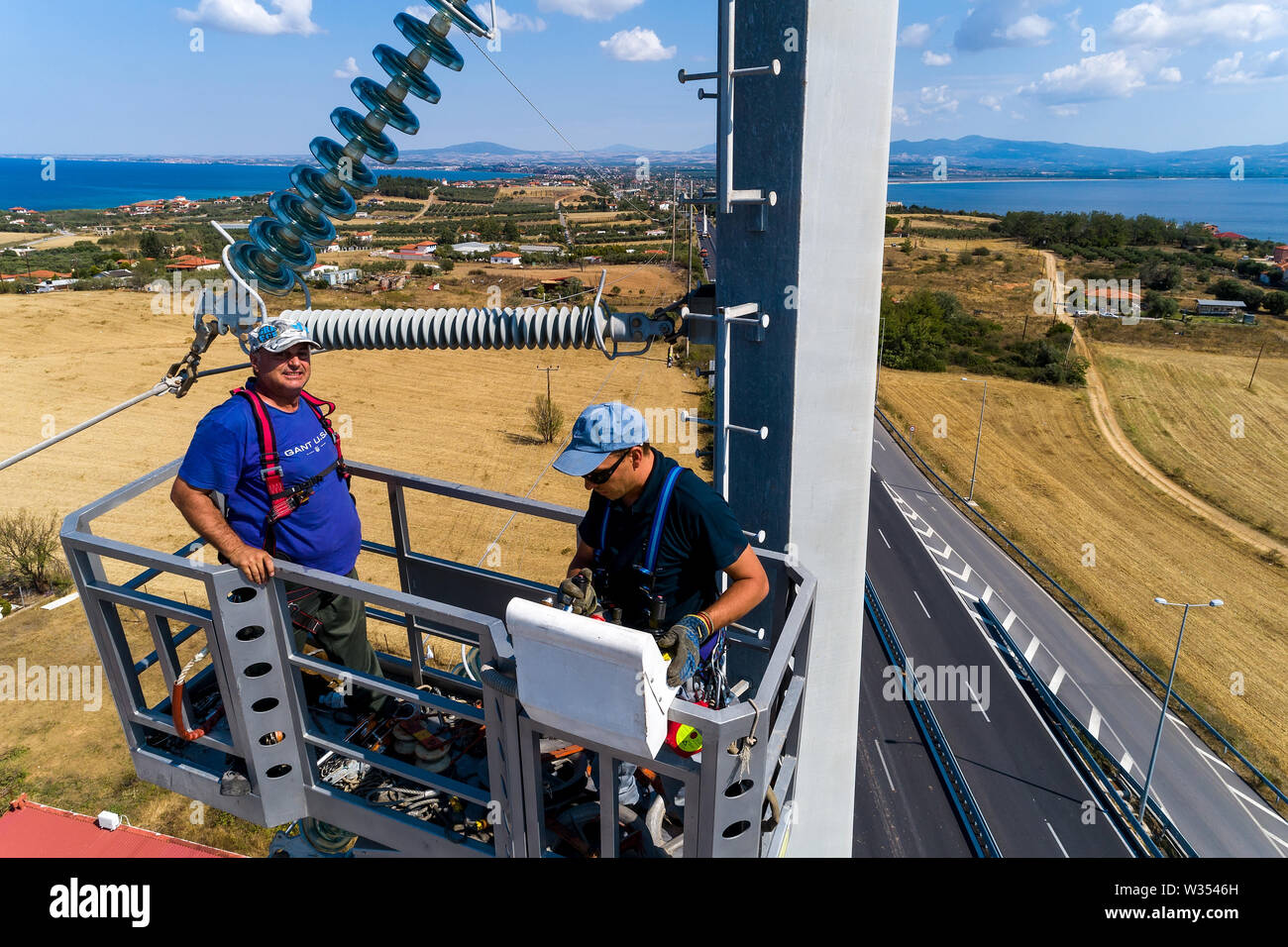 Cable climb hi-res stock photography and images - Alamy