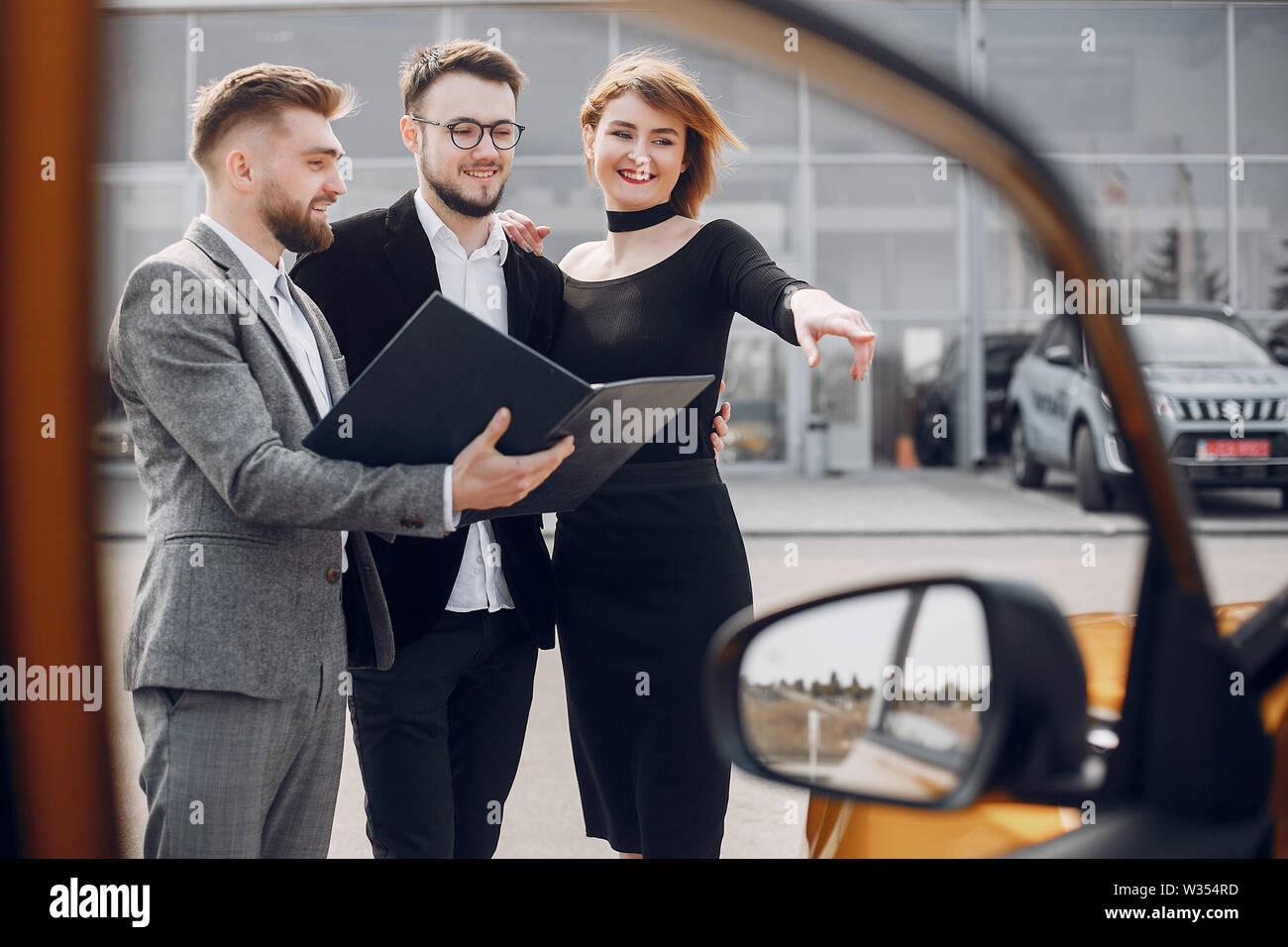 Young woman car salon hi-res stock photography and images - Alamy