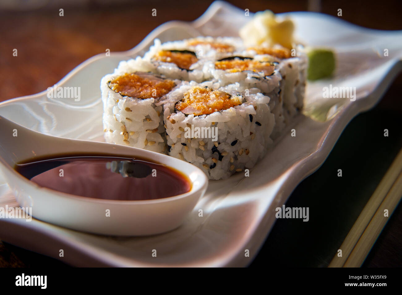 Japanese food spicy shrimp crunchy roll with sesame seeds Stock Photo ...