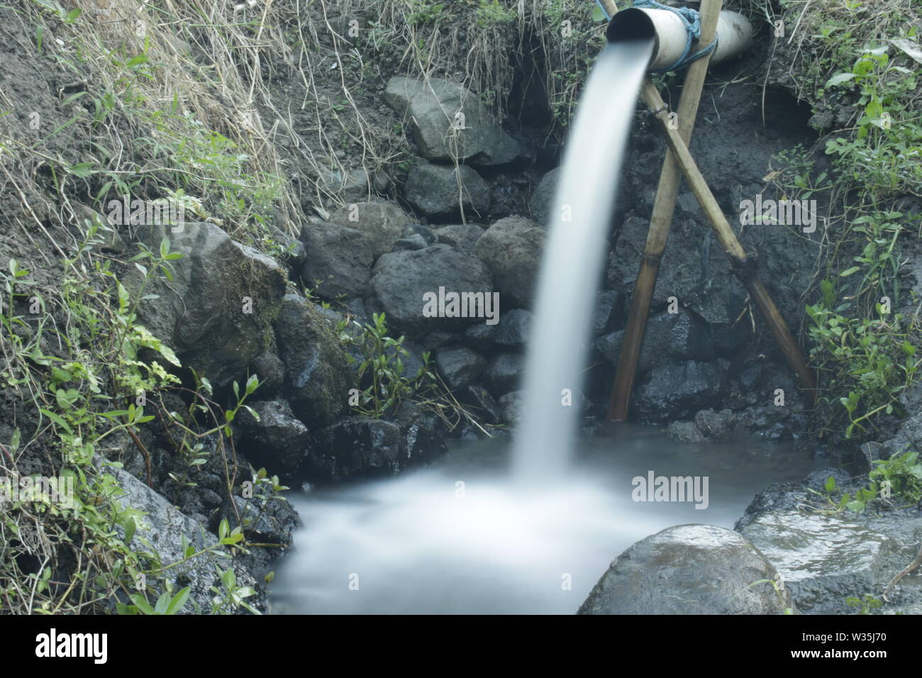 shower running water Stock Photo - Alamy