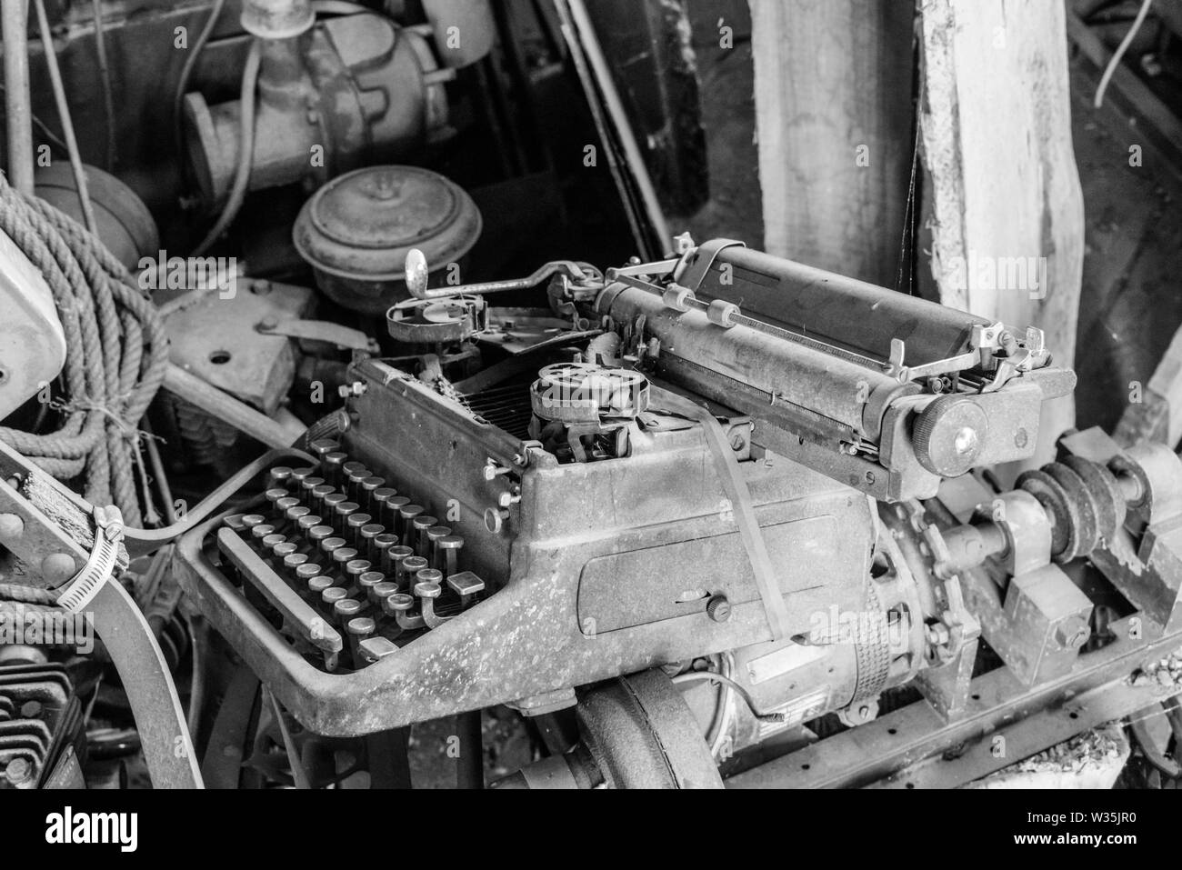 Jerome Ghost Town Manual Typewriter Stock Photo - Alamy