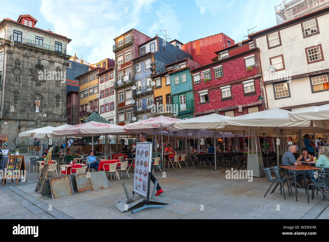 View at the city promenade in Porto Stock Photo - Alamy