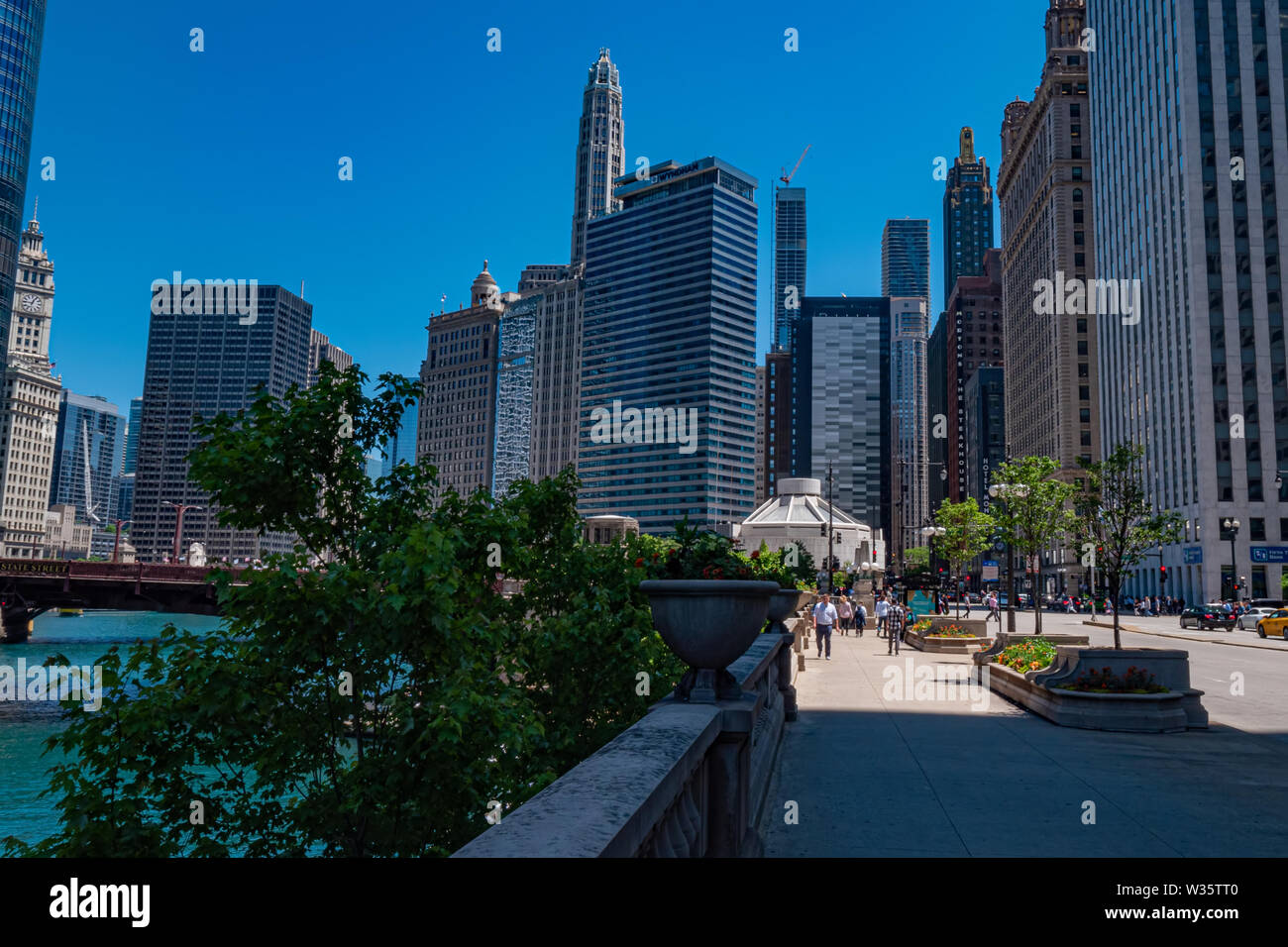 The high rise buildings at downtown Chicago - CHICAGO, USA - JUNE 11 ...