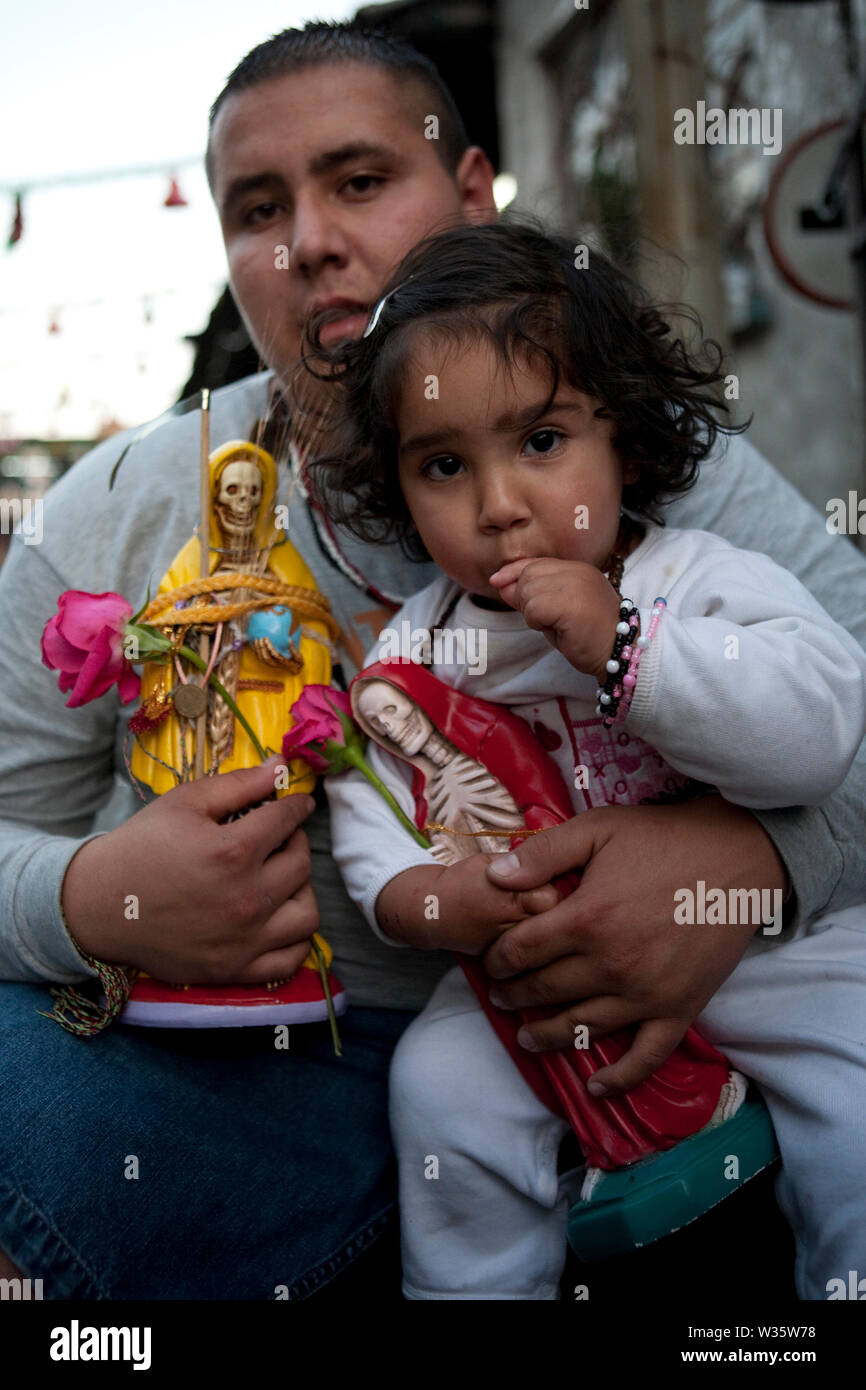 La santisima muerte hi-res stock photography and images - Alamy