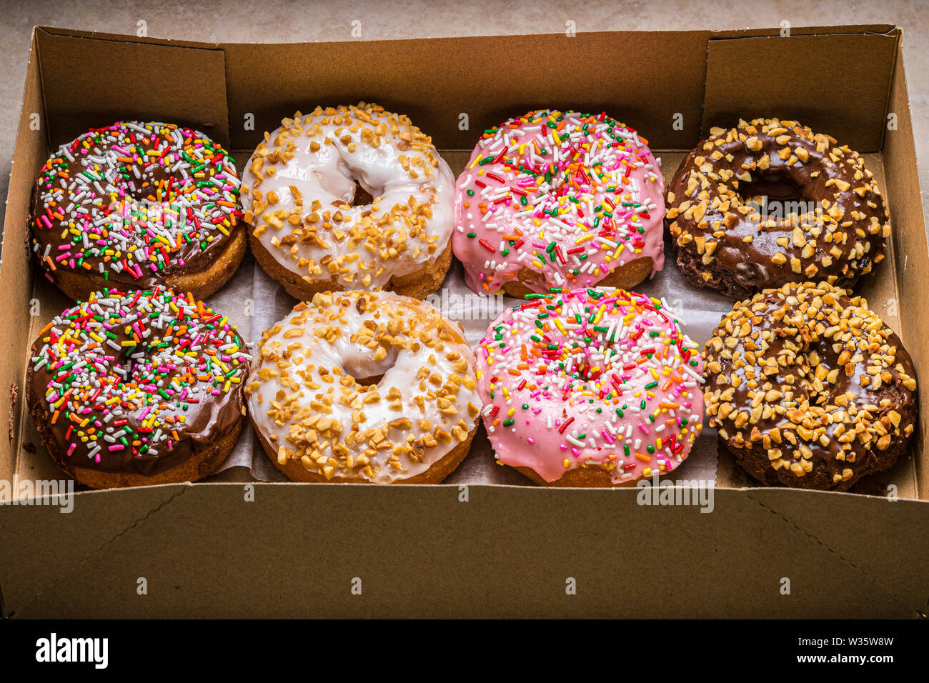 Dunkin donuts box hi-res stock photography and images - Alamy