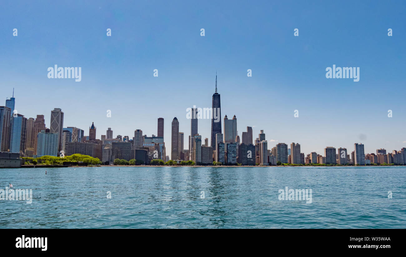 The Skyline of Chicago view from Lake Michigan - CHICAGO, USA - JUNE 11 ...