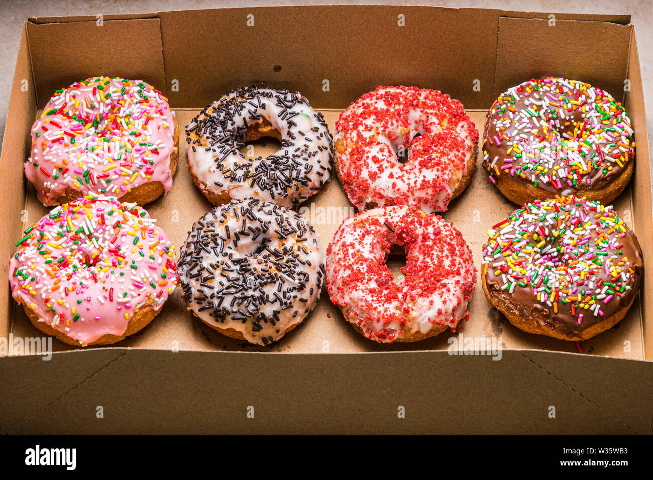 Dunkin donuts box hi-res stock photography and images - Alamy