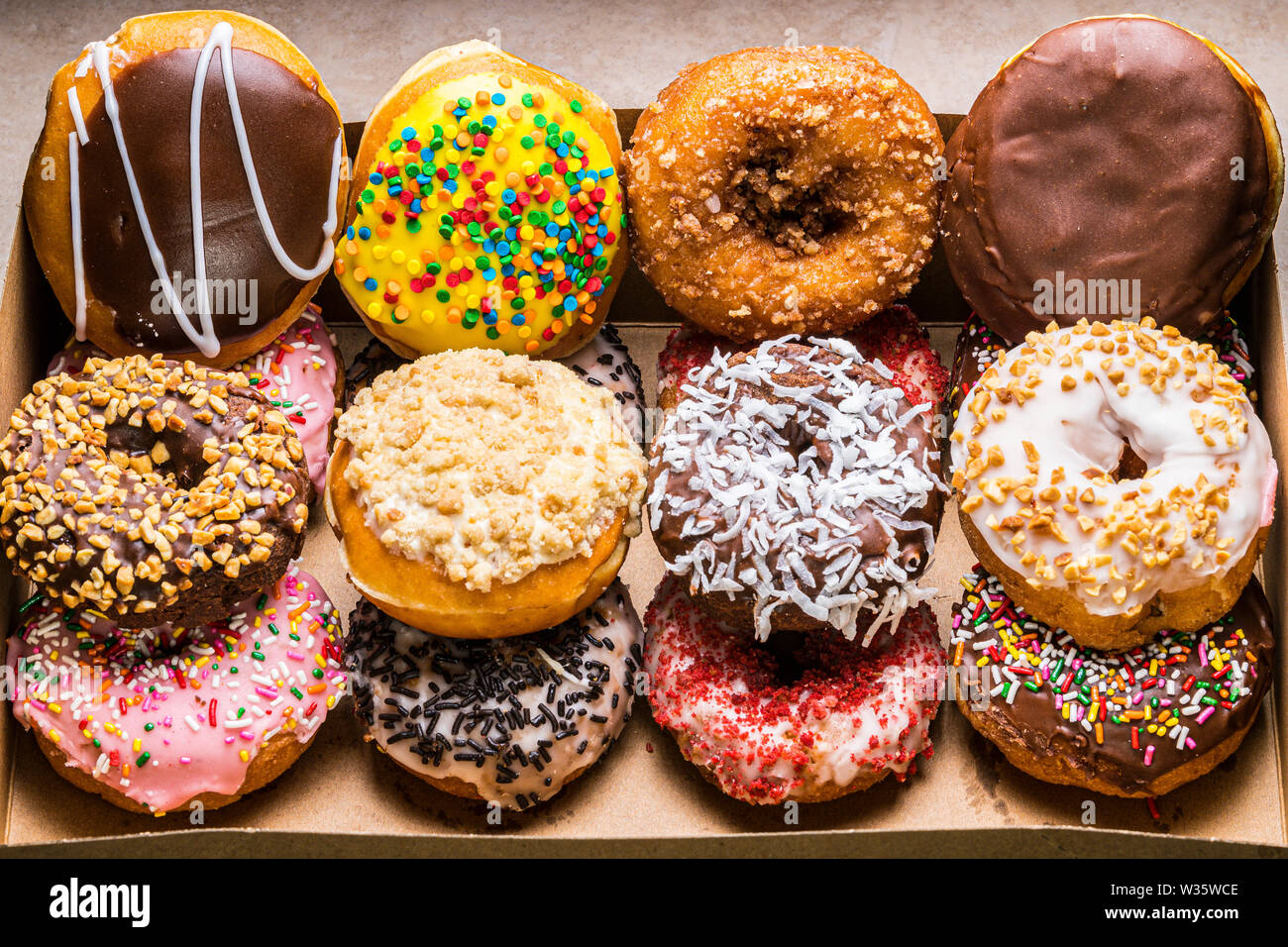 Dunkin donuts box hi-res stock photography and images - Alamy