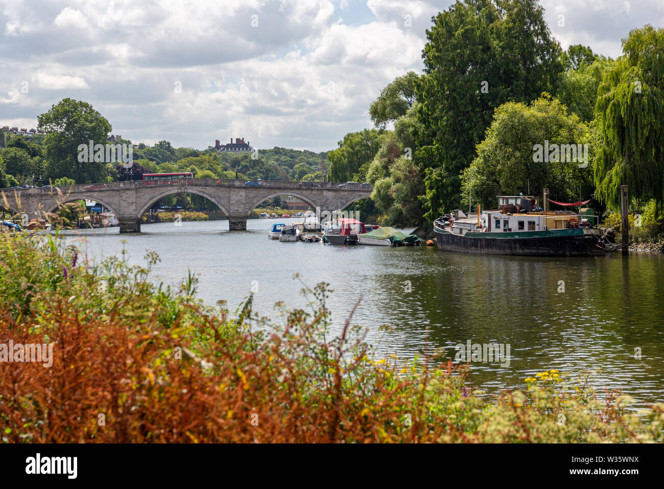 RICHMOND, ENGLAND - JULY 02 2019: Scenic riverside view of the River ...