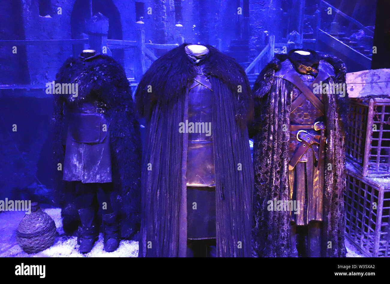 Costumes worn by Jon Snow & Ser Alliser Thorne on Display in the Game ...
