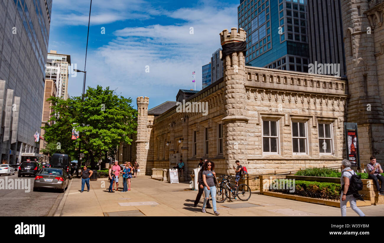 Water Works building at Water Tower Plaza in Chicago - CHICAGO, USA ...