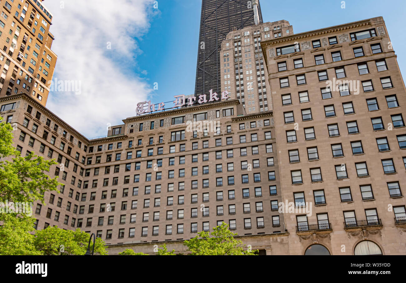 The Drake Hotel in Chicago - CHICAGO, USA - JUNE 11, 2019 Stock Photo ...