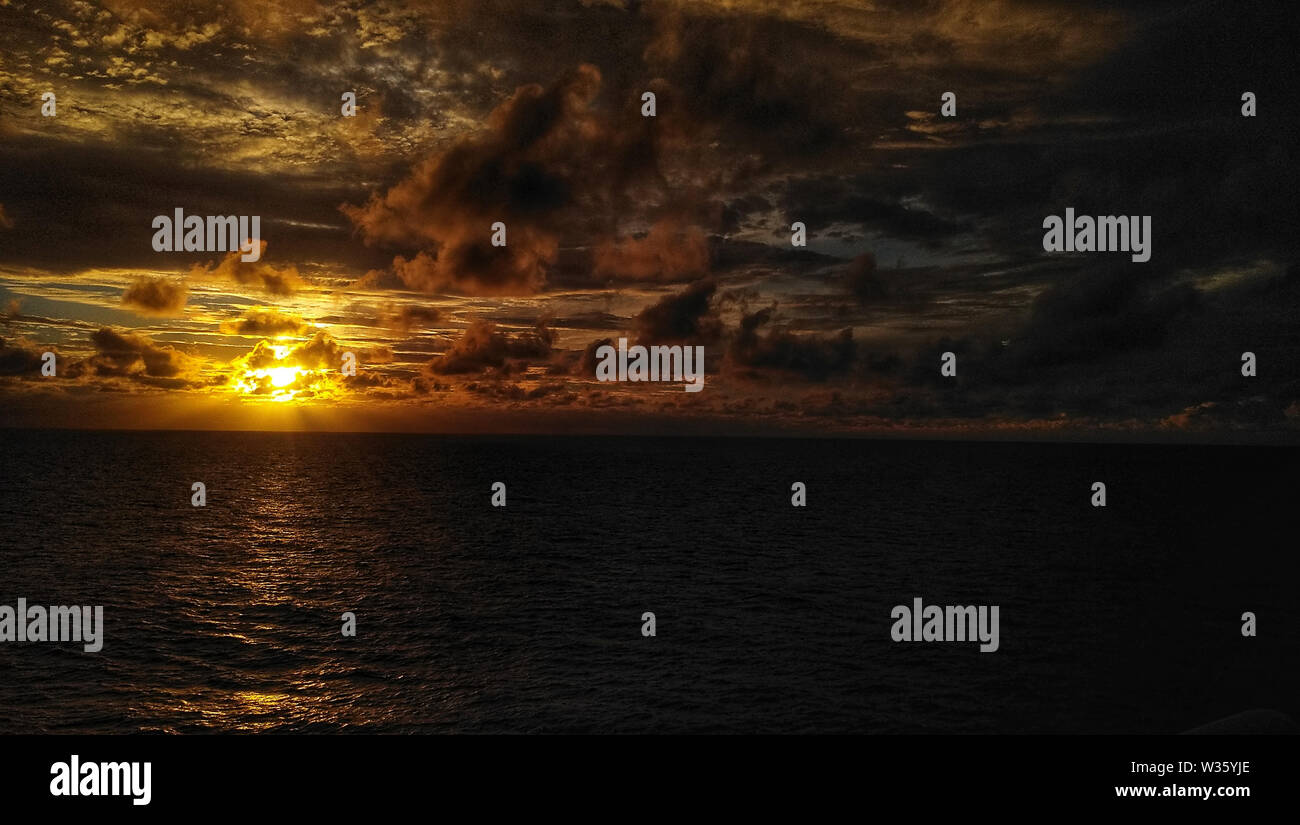 Pictures of the marine environment wallpepar Stock Photo - Alamy