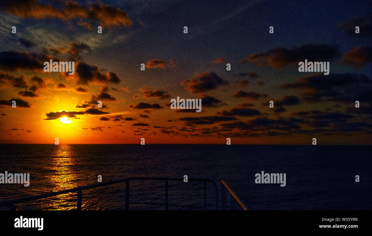 Pictures of the marine environment wallpepar Stock Photo - Alamy