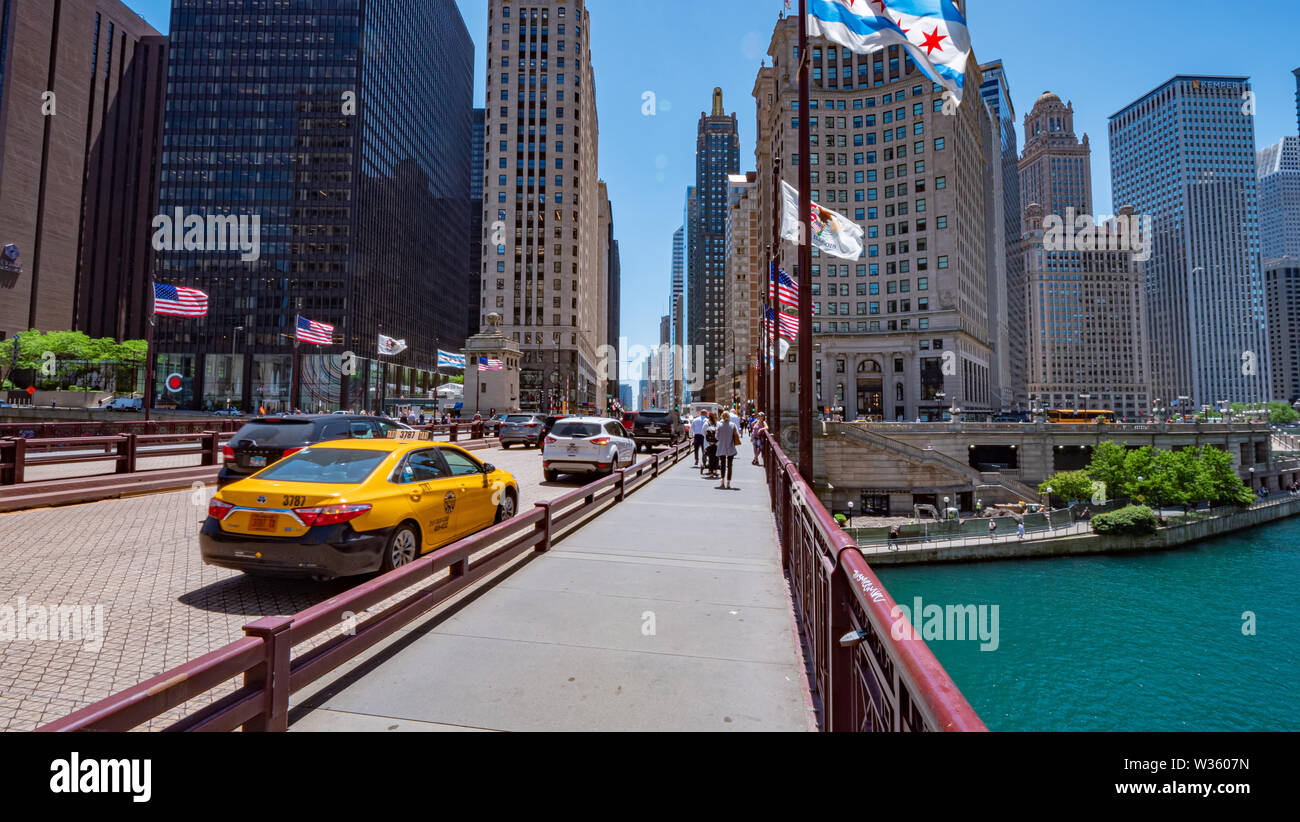 DuSable Bridge in Chicago - CHICAGO, USA - JUNE 11, 2019 Stock Photo ...