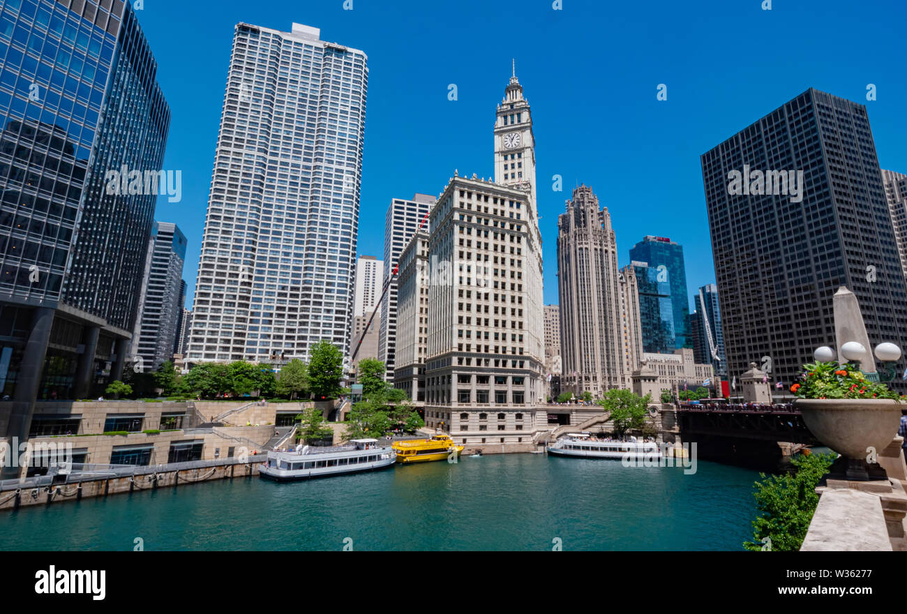 Chicago river sunset usa june hi-res stock photography and images - Alamy