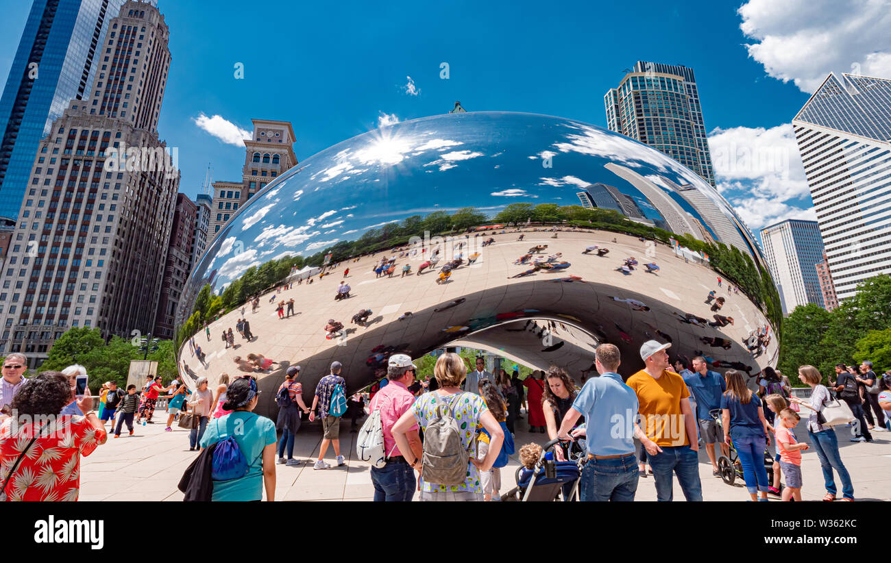 Millennium Park in Chicago with famous Cloud Gate - CHICAGO, USA - JUNE 11, 2019 Stock Photo - Alamy