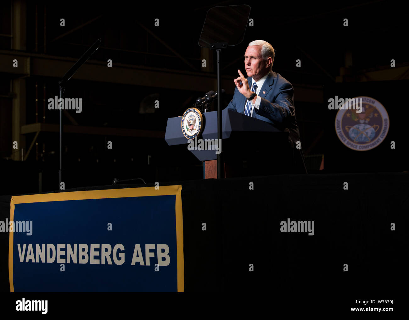 Combined space operations center hi-res stock photography and images ...