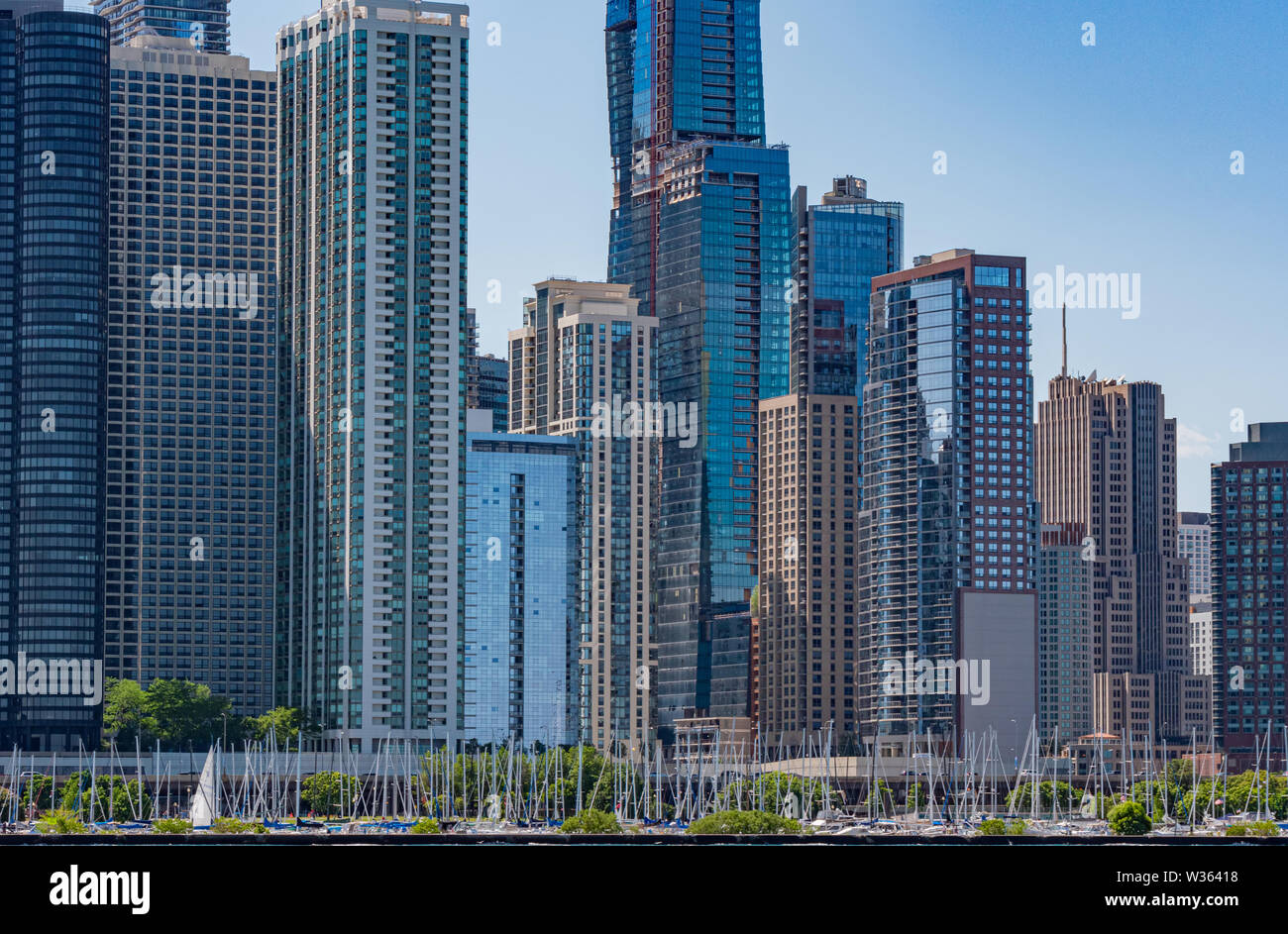 The High rise buildings of Chicago downtown - CHICAGO, USA - JUNE 11 ...