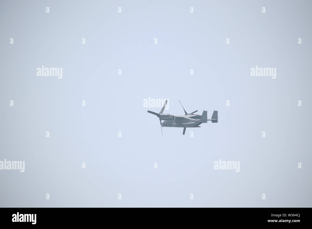 Osprey plane hi-res stock photography and images - Alamy