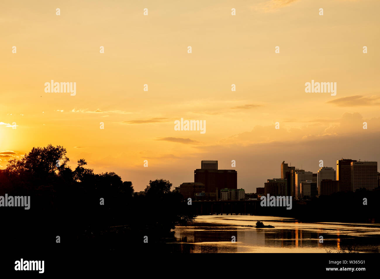 Richmond, Virginia Skyline James River Stock Photo - Alamy