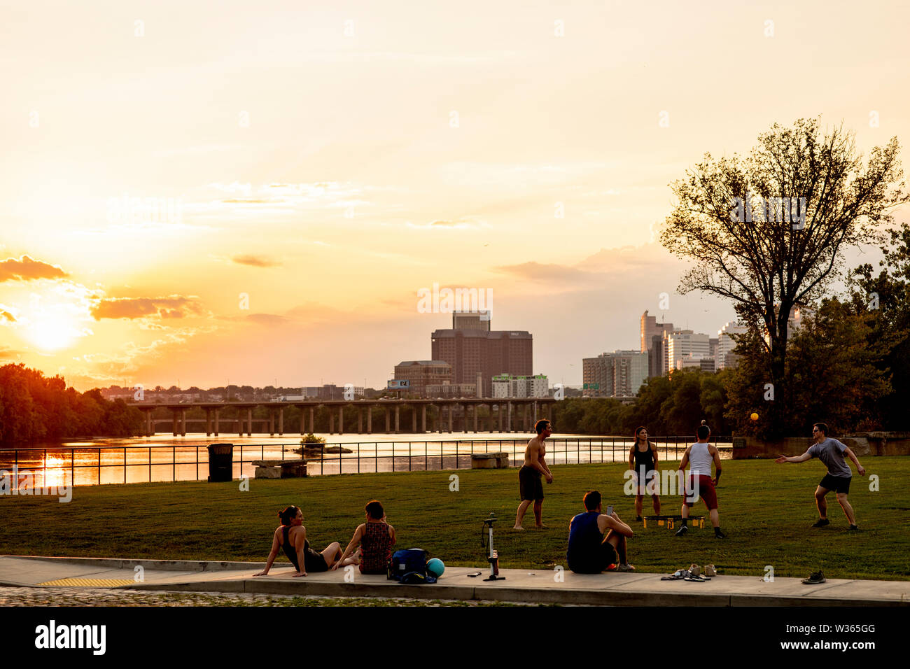 Richmond, Virginia Skyline James River Stock Photo - Alamy