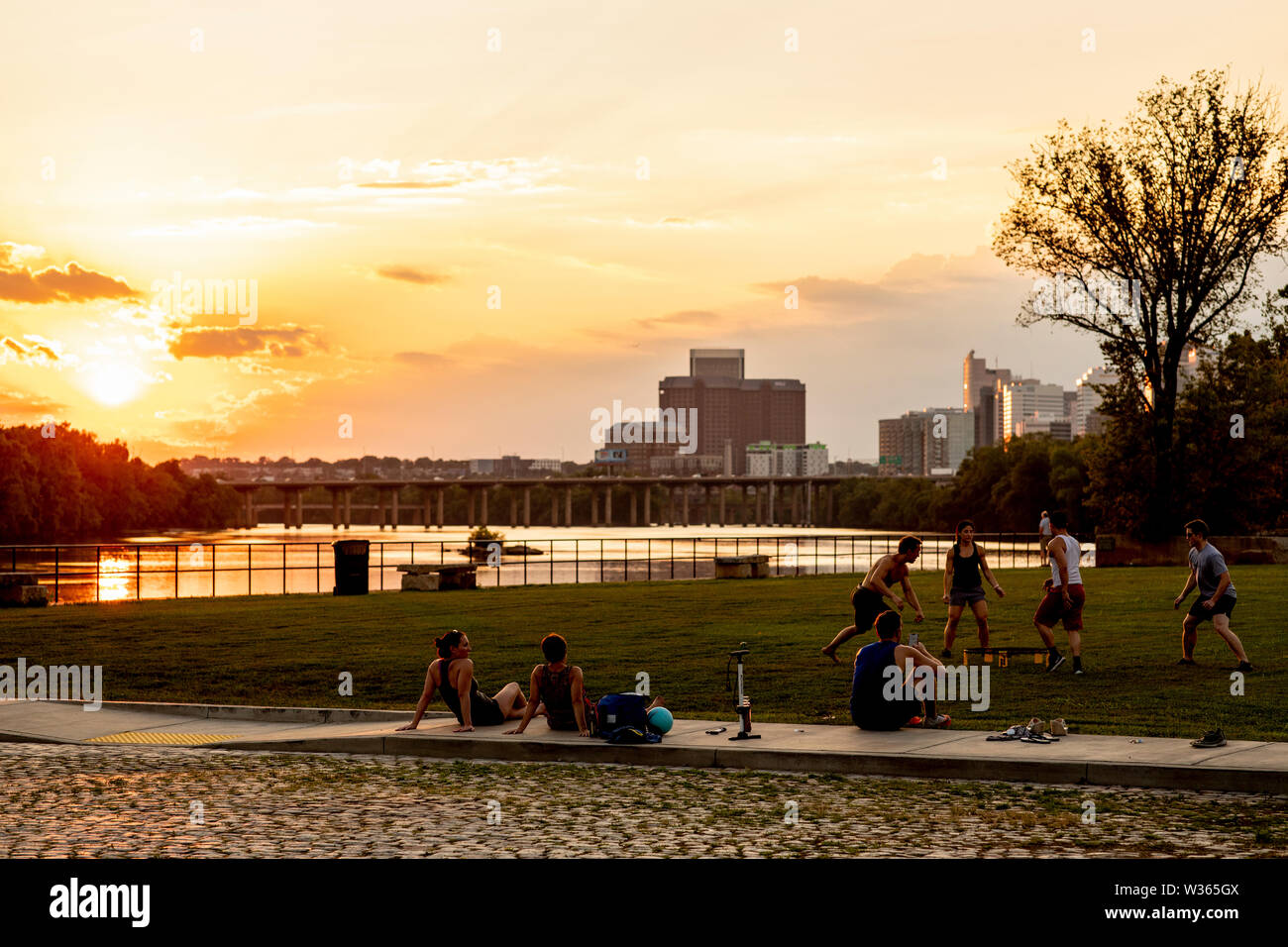 Richmond, Virginia Skyline James River Stock Photo - Alamy