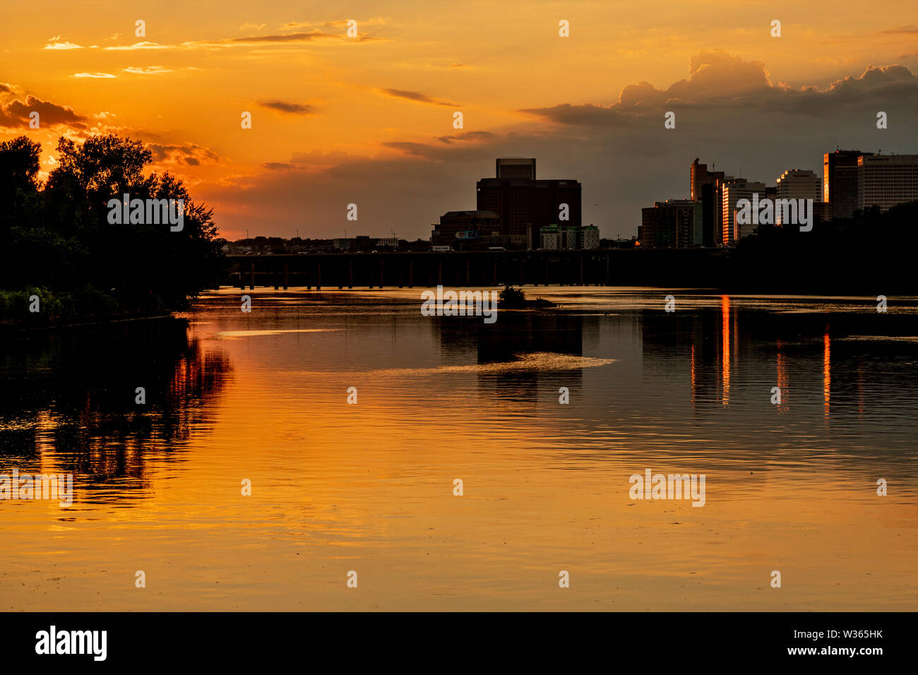 Richmond, Virginia Skyline James River Stock Photo - Alamy