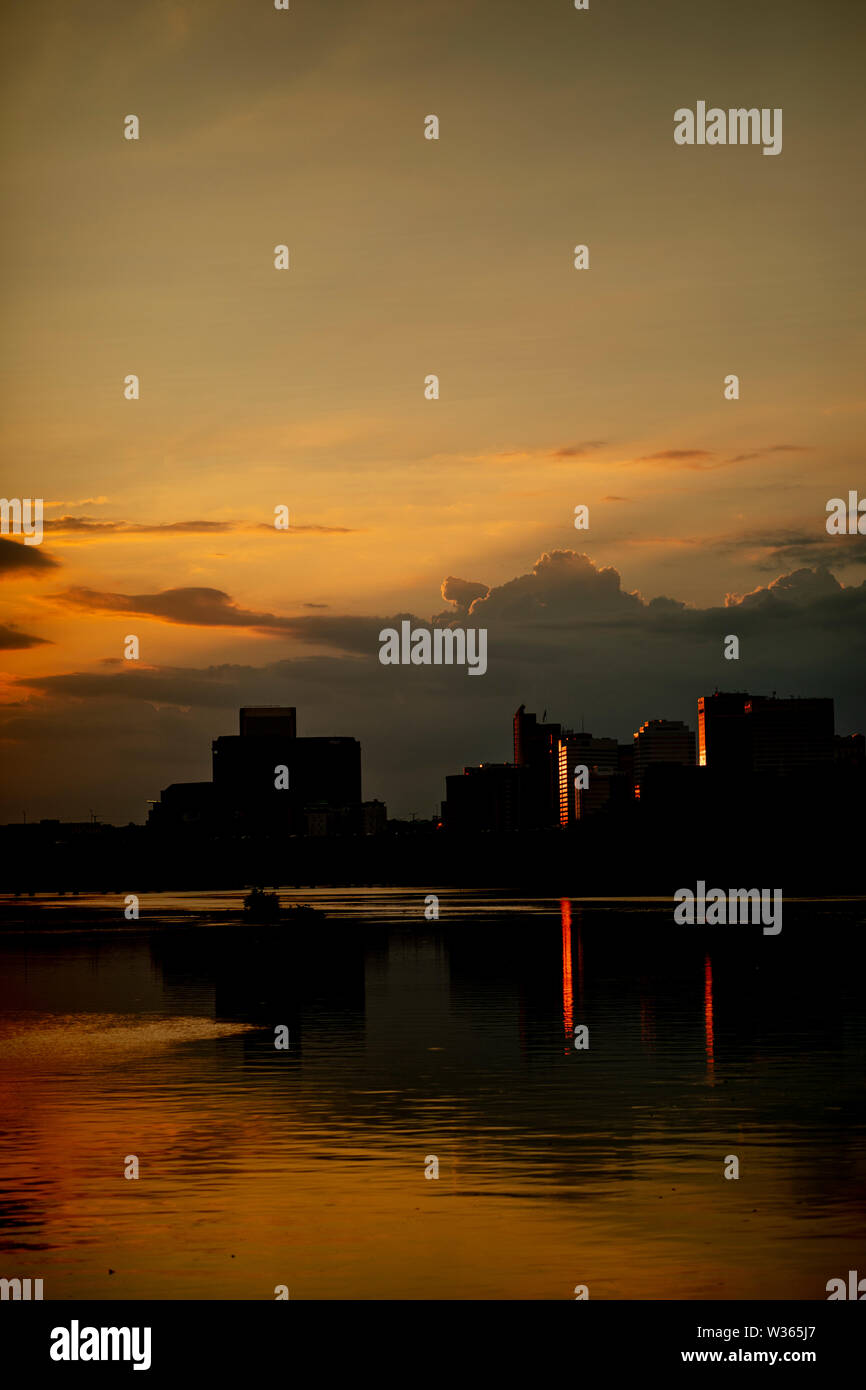 Richmond, Virginia Skyline James River Stock Photo - Alamy