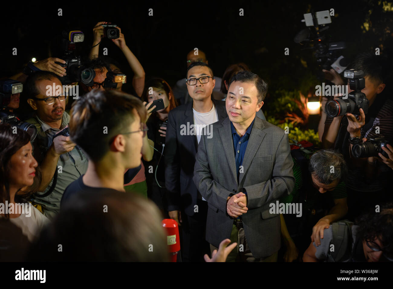 Hong kong police logo hi-res stock photography and images - Alamy