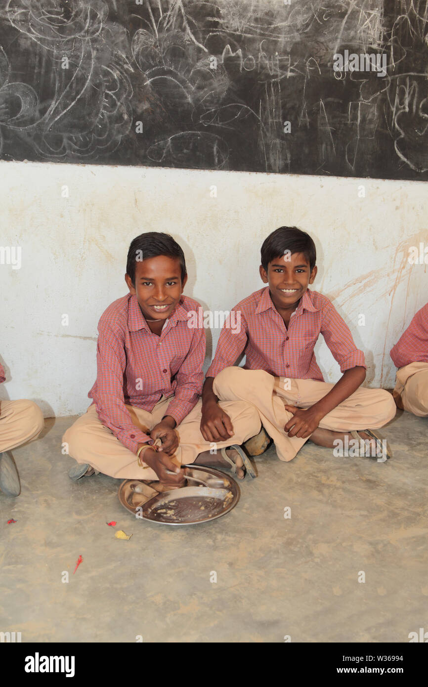 School lunch programme hi-res stock photography and images - Alamy