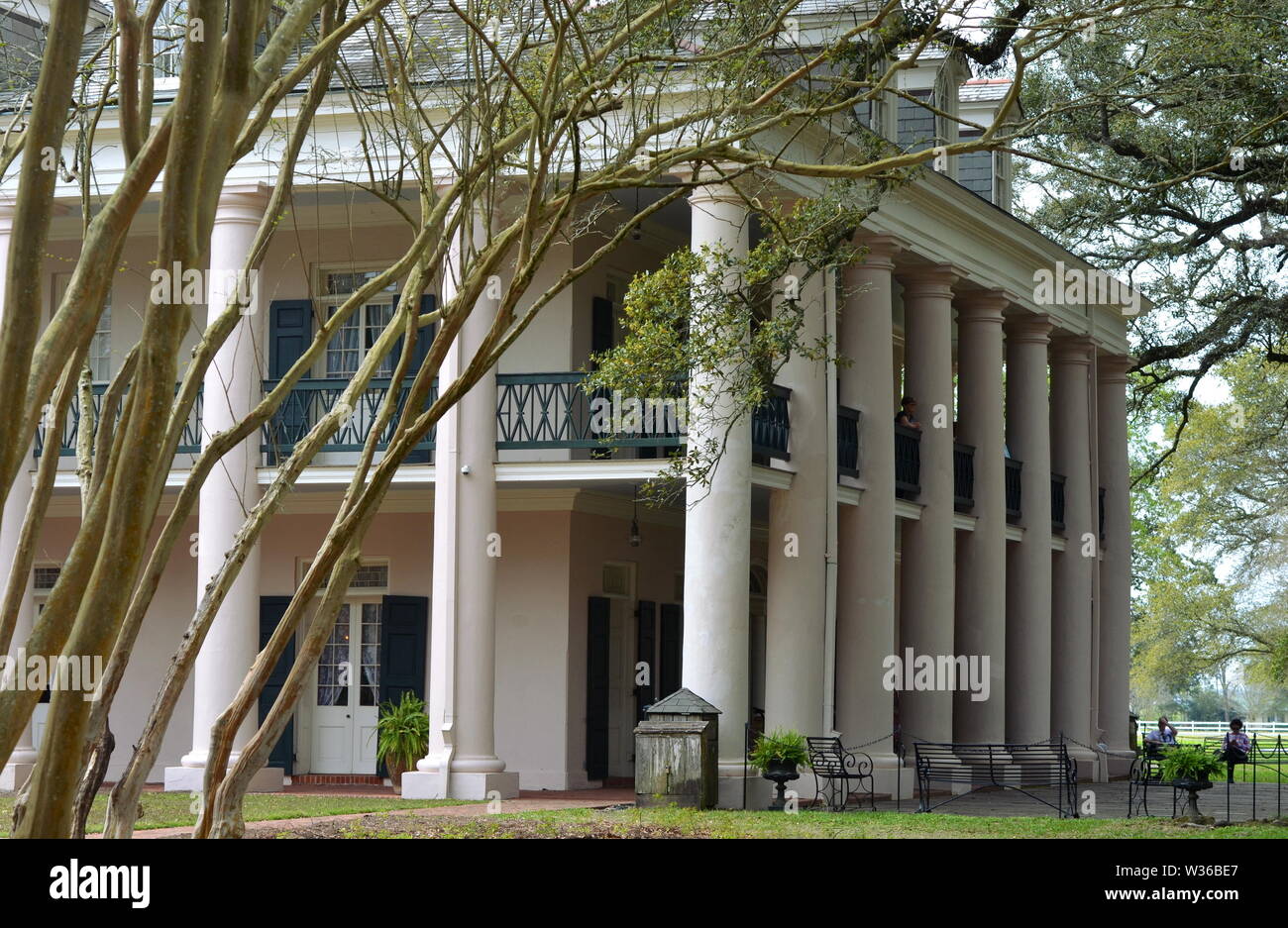 OAK ALLEY PLANTATION, LOUISIANA/USA - APRIL 19, 2019- - Big House ...