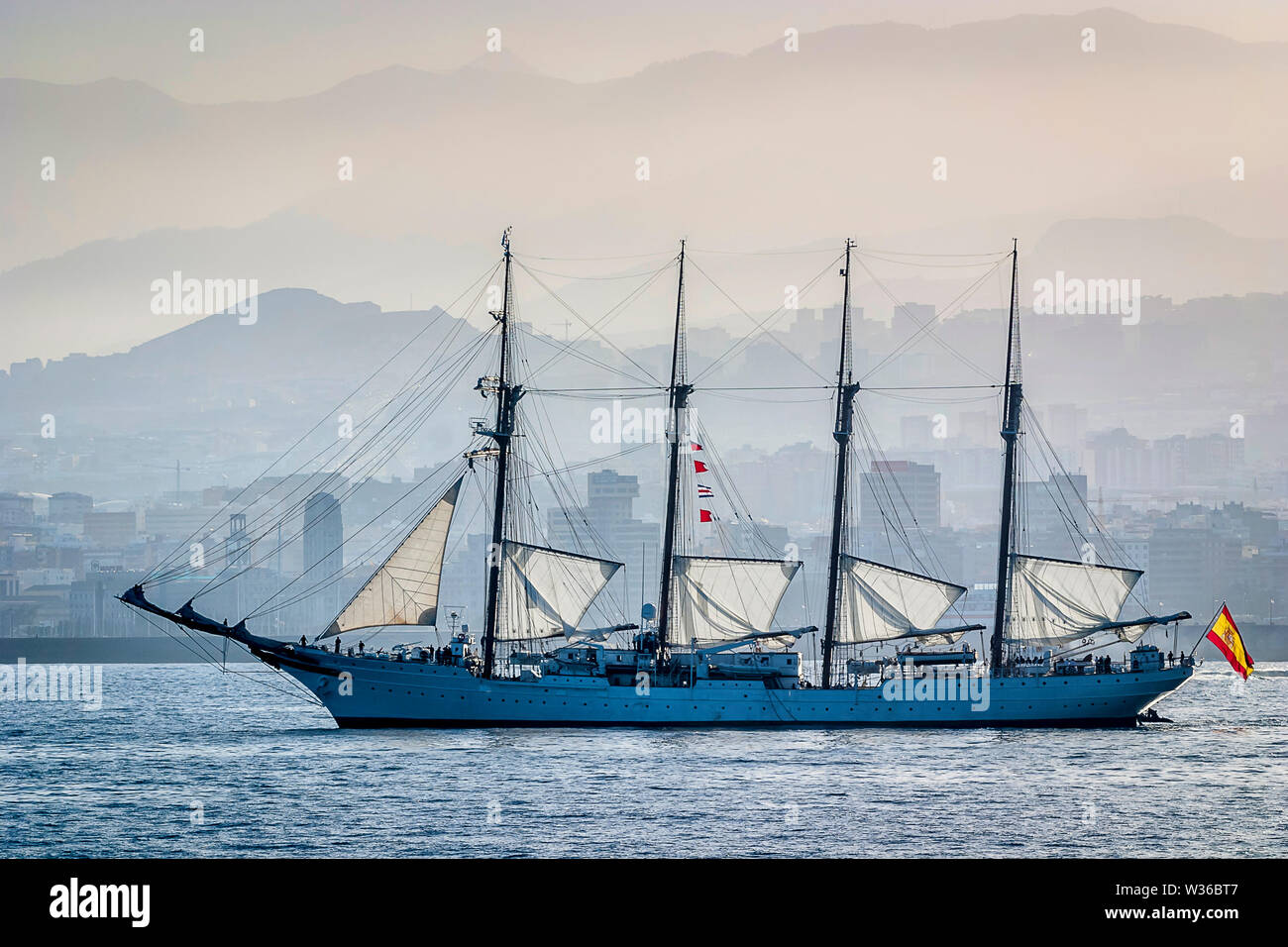 Juan sebastian elcano hi-res stock photography and images - Alamy