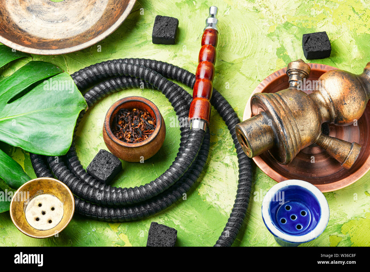 Hookah mouthpiece.Shisha aroma.Tabak with tropical flavor.Kalian ...