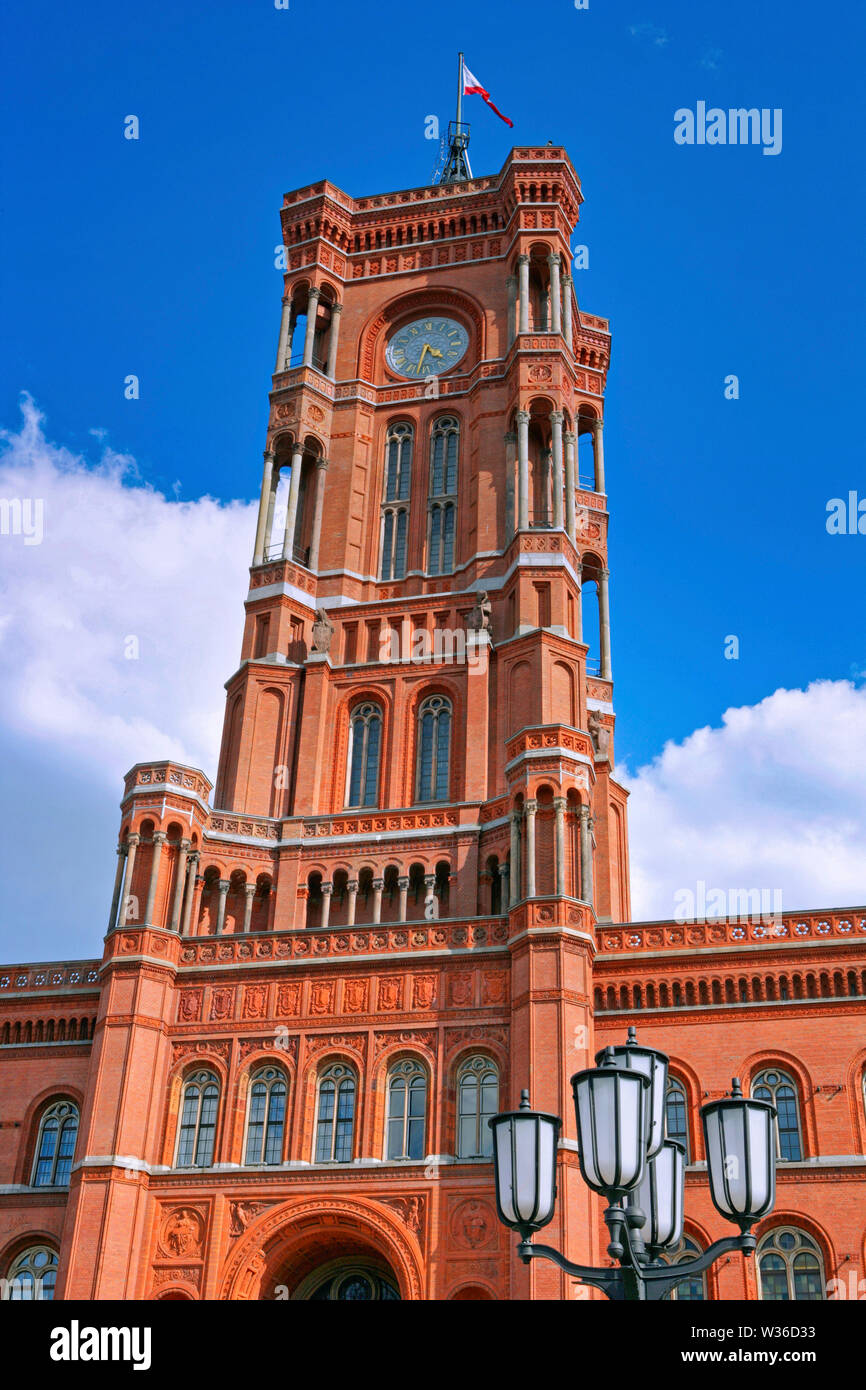 Rotes Rathaus, Red City Hall, red brick building, Berlin-Mitte, Berlin ...