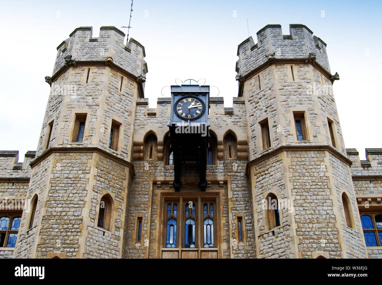Tower of London, british flag, London UK Stock Photo - Alamy