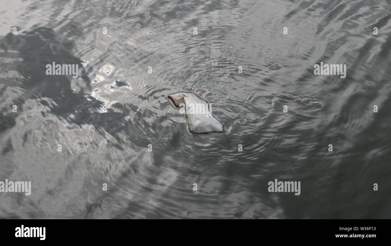 Plastic bag river hi-res stock photography and images - Alamy