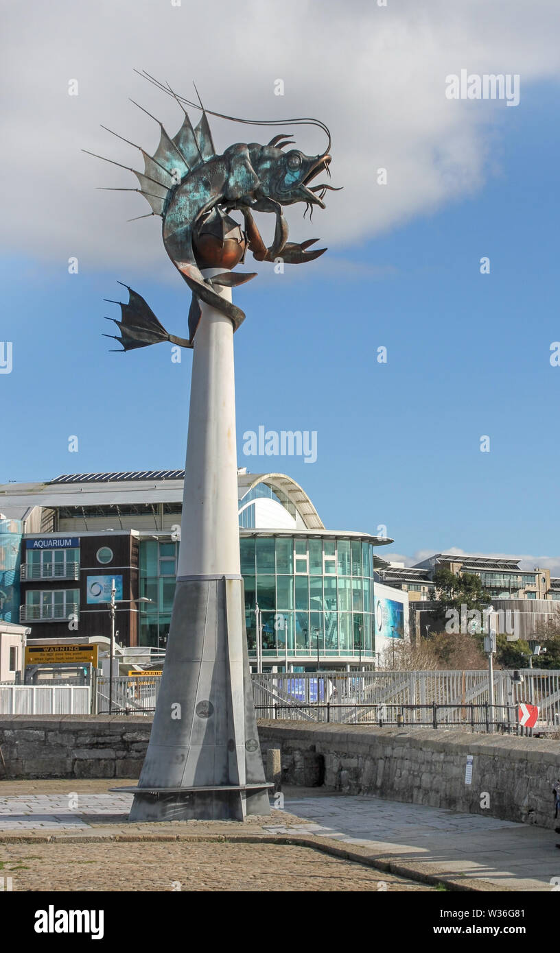 Prawn sculpture hi-res stock photography and images - Alamy