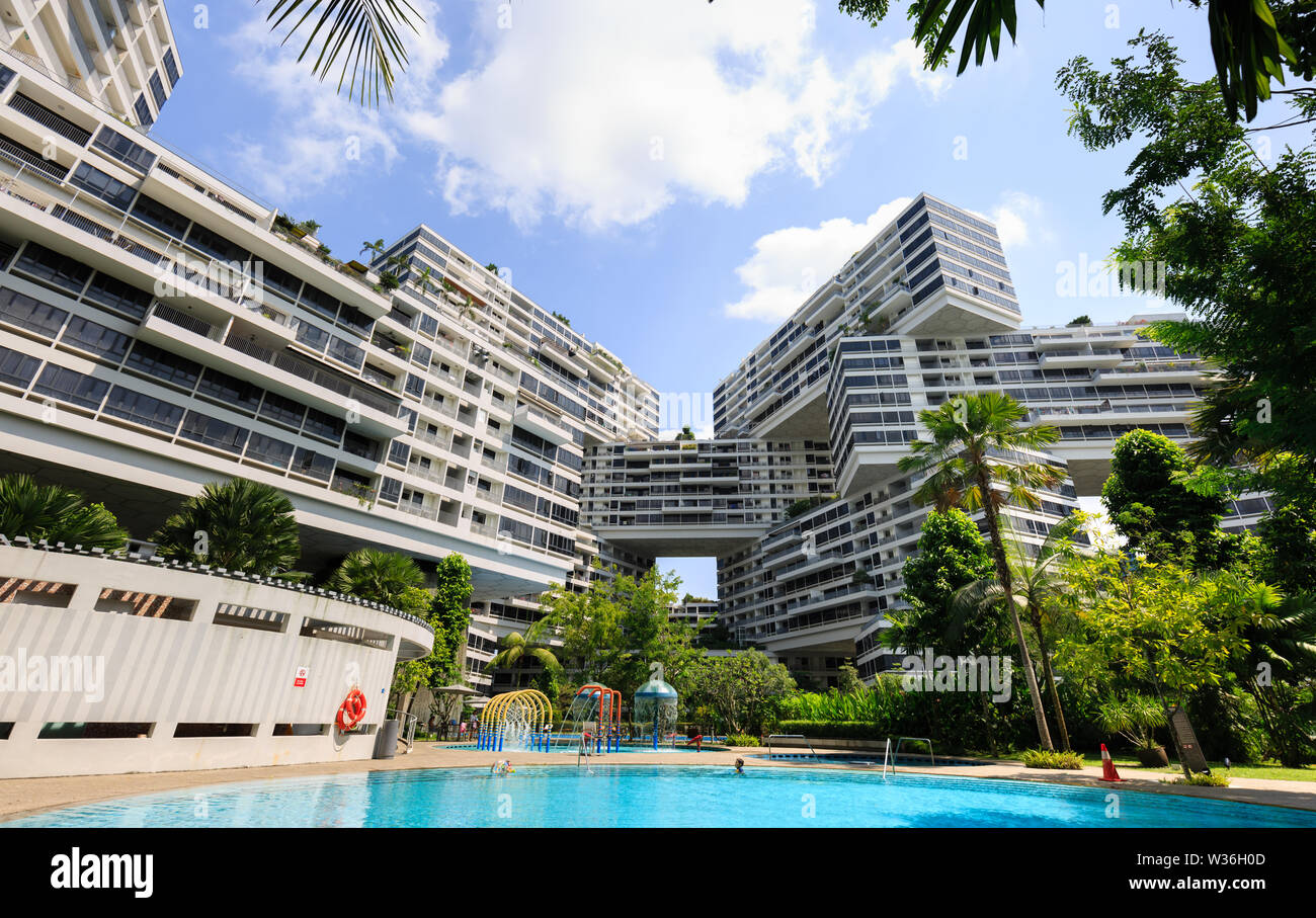 Interlace lifestyle hi-res stock photography and images - Alamy