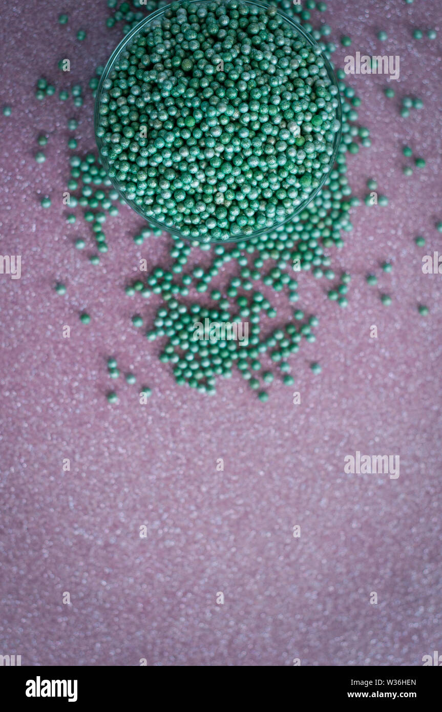 Red and green sprinkles hi-res stock photography and images - Alamy