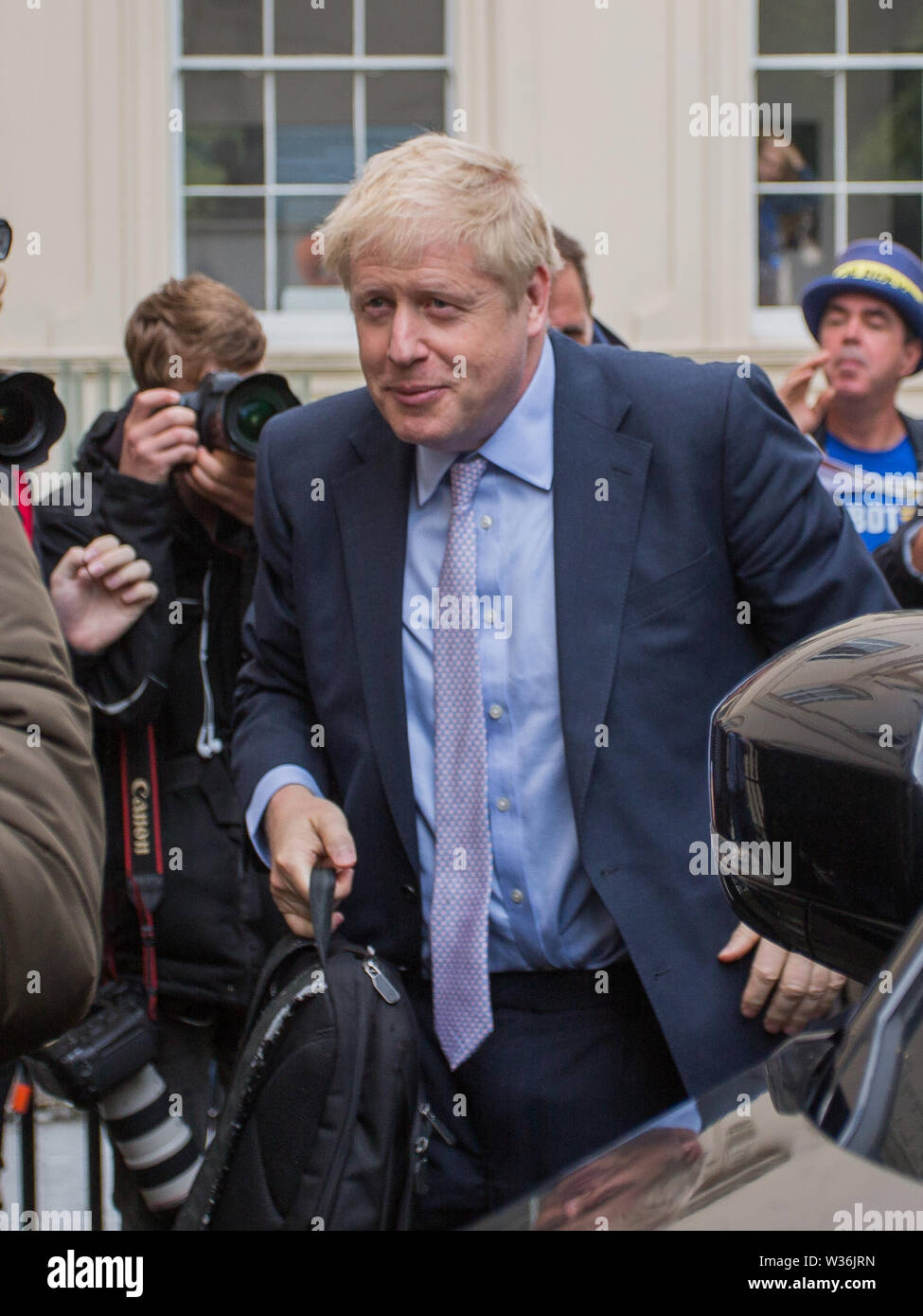 Boris johnson leadership campaign hi-res stock photography and images ...